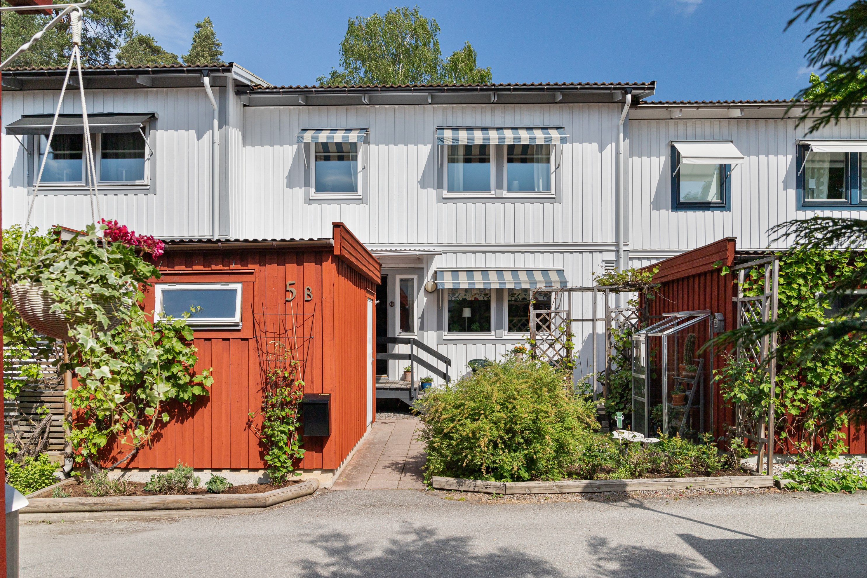 Såld radhus på Rälsvägen 5B i Sunnersta