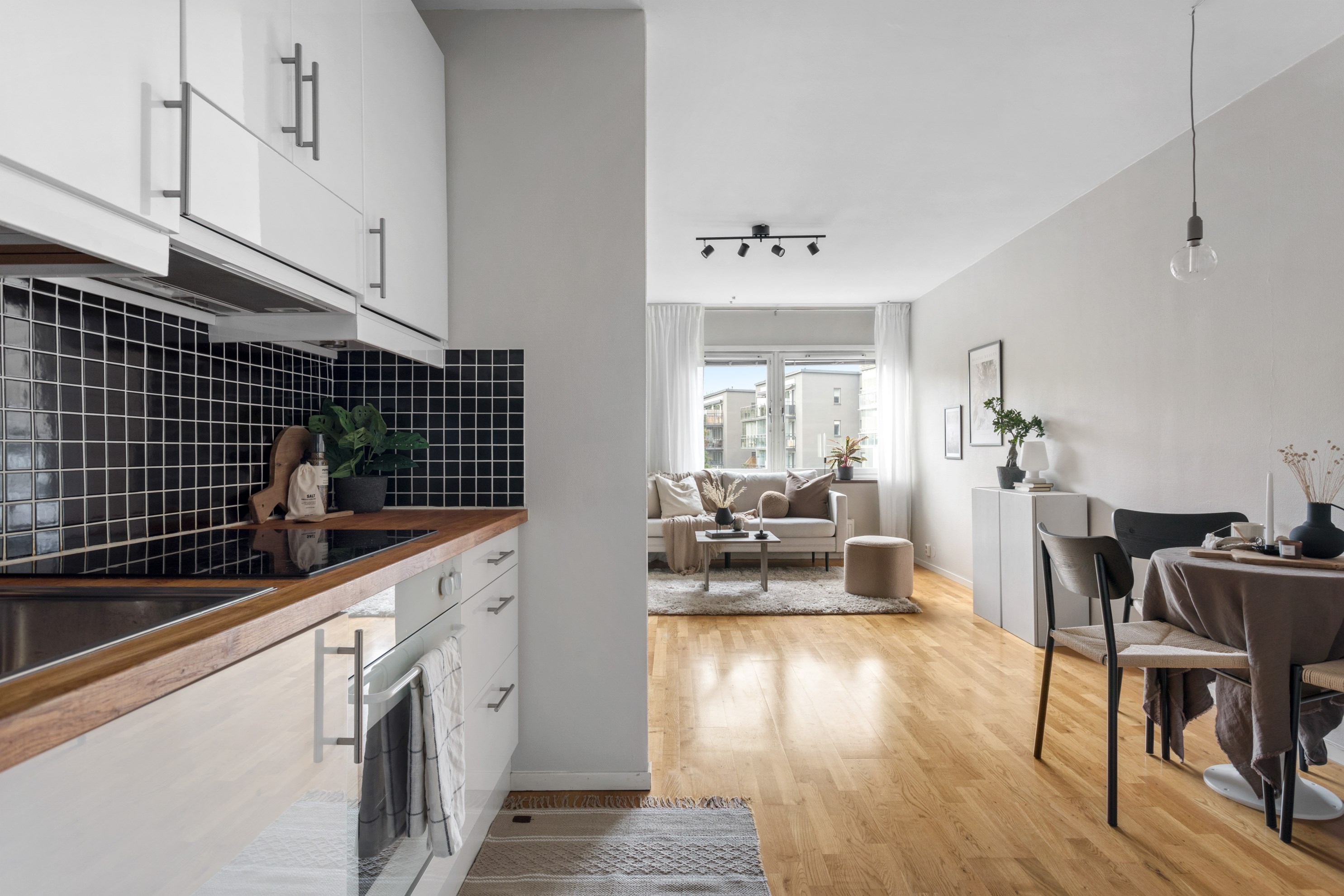 Såld lägenhet på Alpvägen 10 i Bromma / Mariehäll